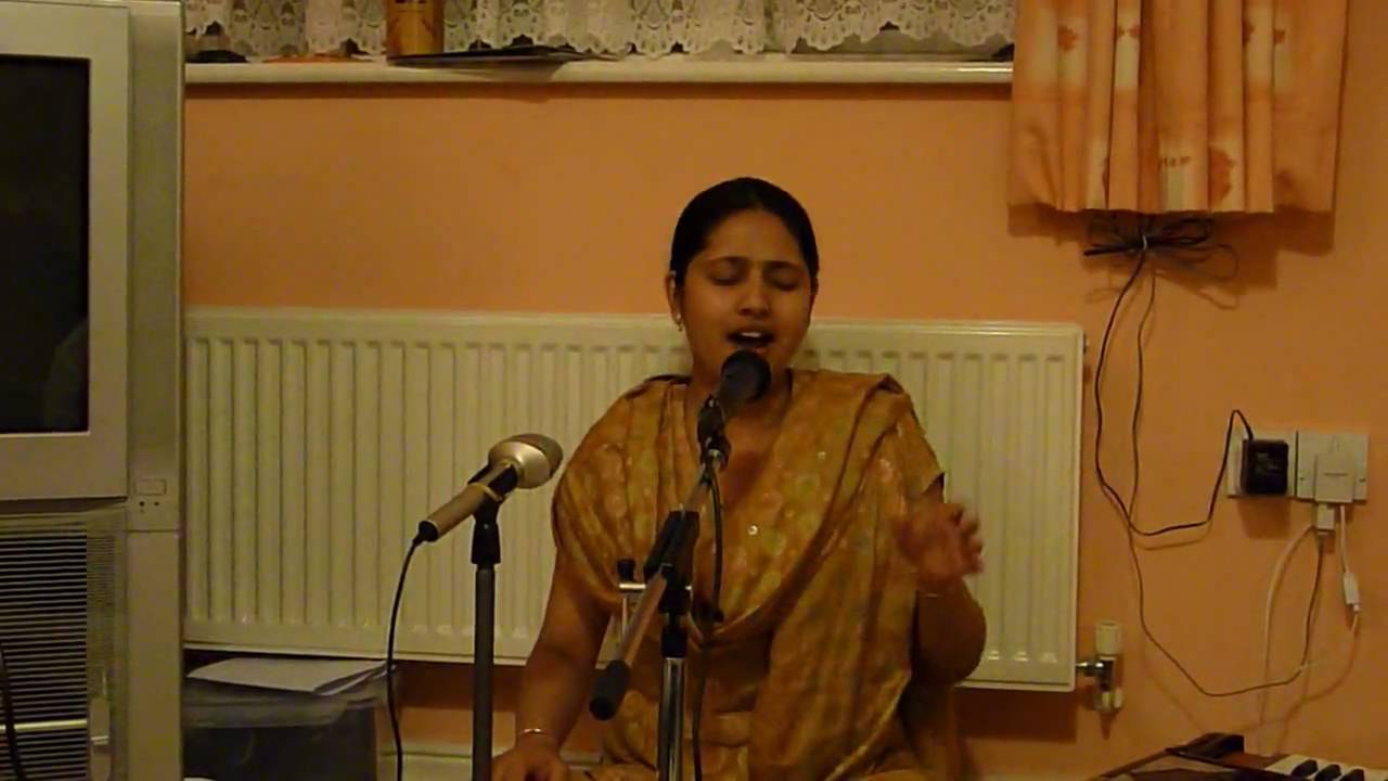 Mi Radhika - Prachi Ranade - YouTube