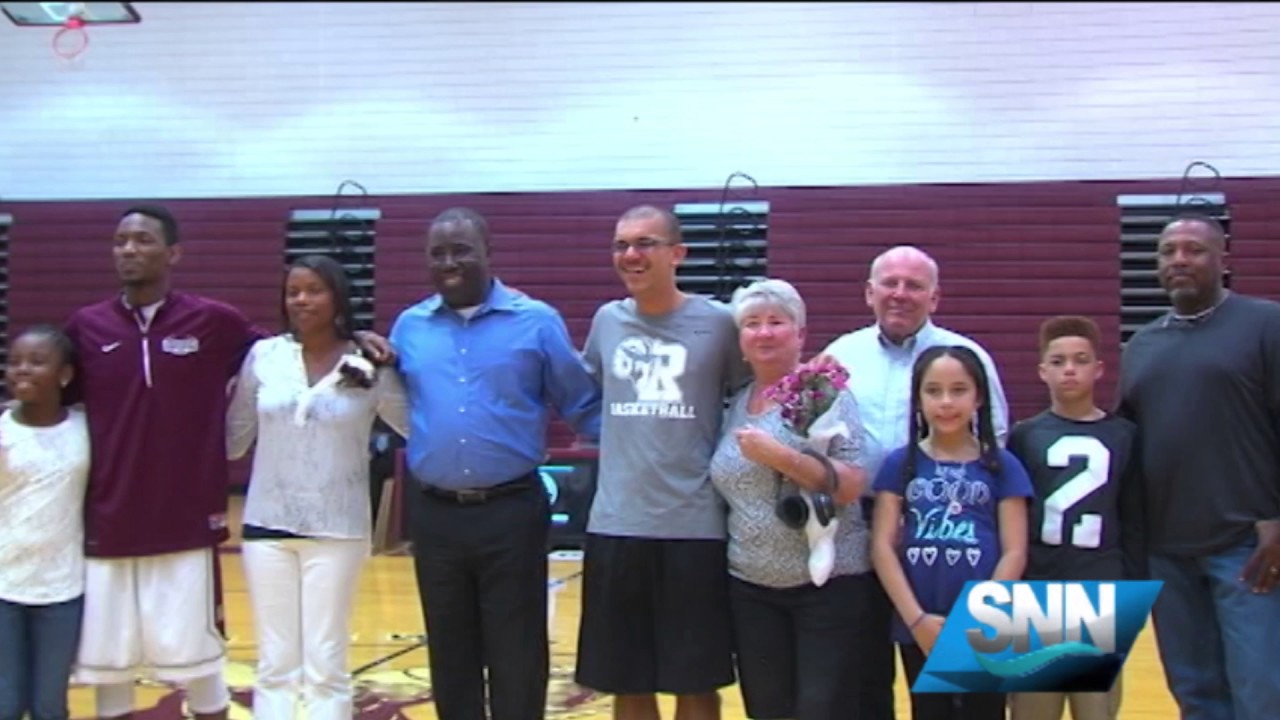 SNN: Riverview High School Basketball team - YouTube