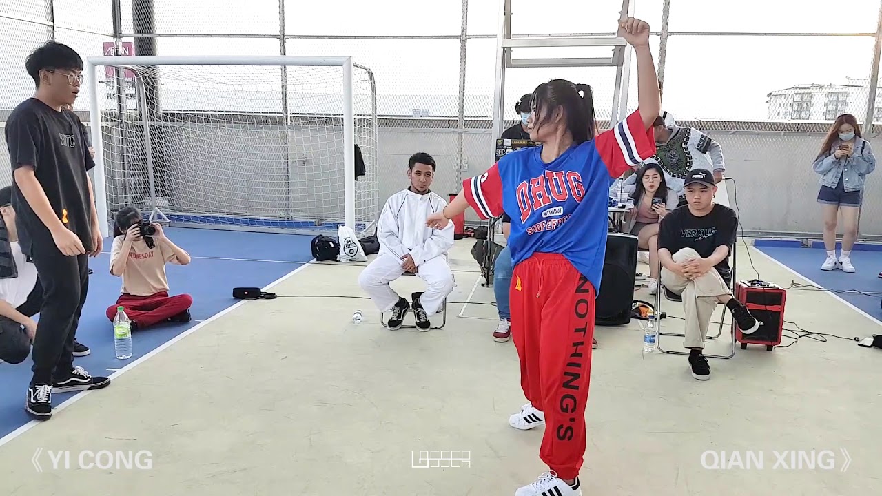 Yi Cong VS Qian Xing | OpenStyle 1 on 1 【JB Street Jam 2020】 Top8 - YouTube