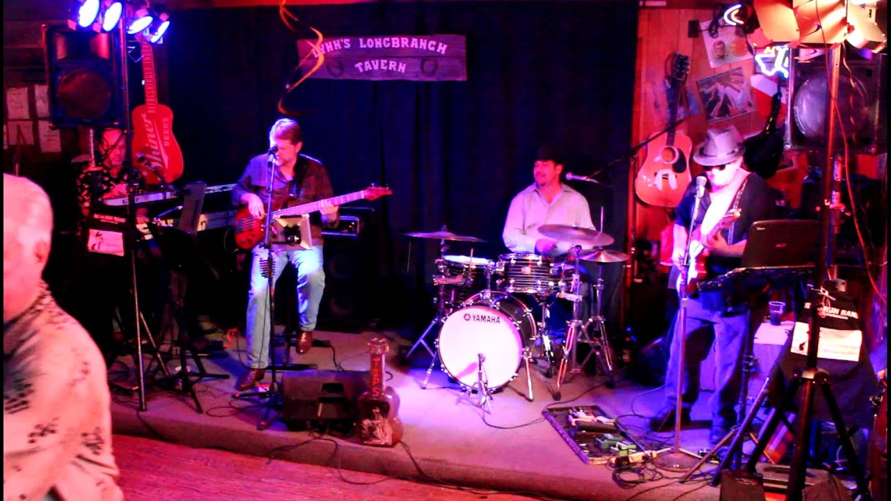 Hit N Run Performs at Lynn's Longbranch in Houston - 11/09/2012.MOV ...