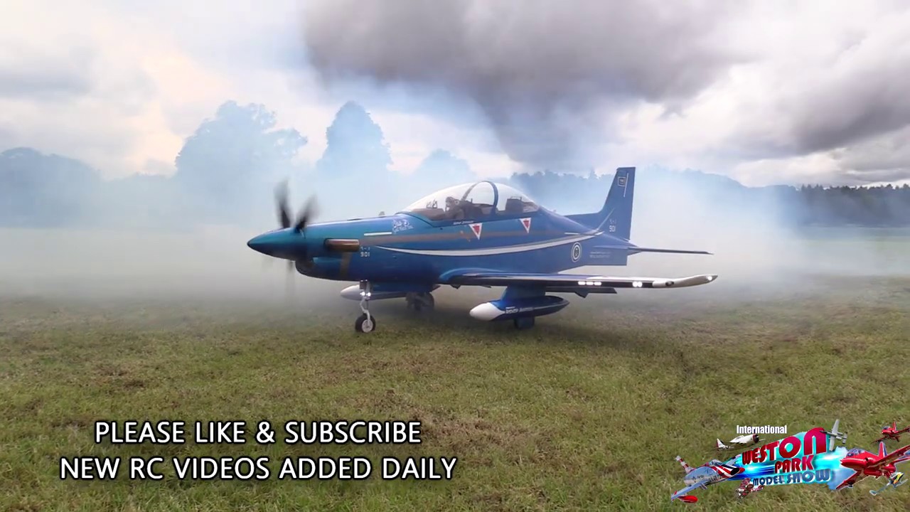 Tomahawk Aviation PC-21 RC Turbo Prop Plane Weston Park 2019 - YouTube