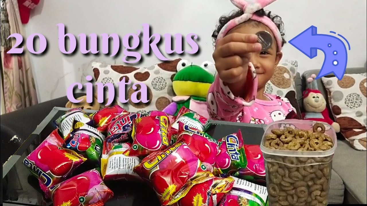 WOW!!! bongkar hadiah snack CINTA - YouTube