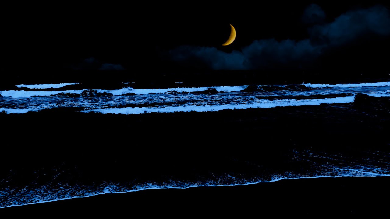 Big ocean waves and crescent moon at night / Ocean sounds help relax ...