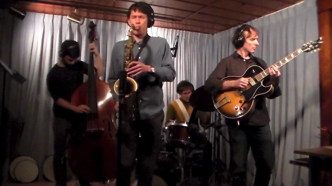 Will Berg Quartet On the Sunny Side of the Street - YouTube