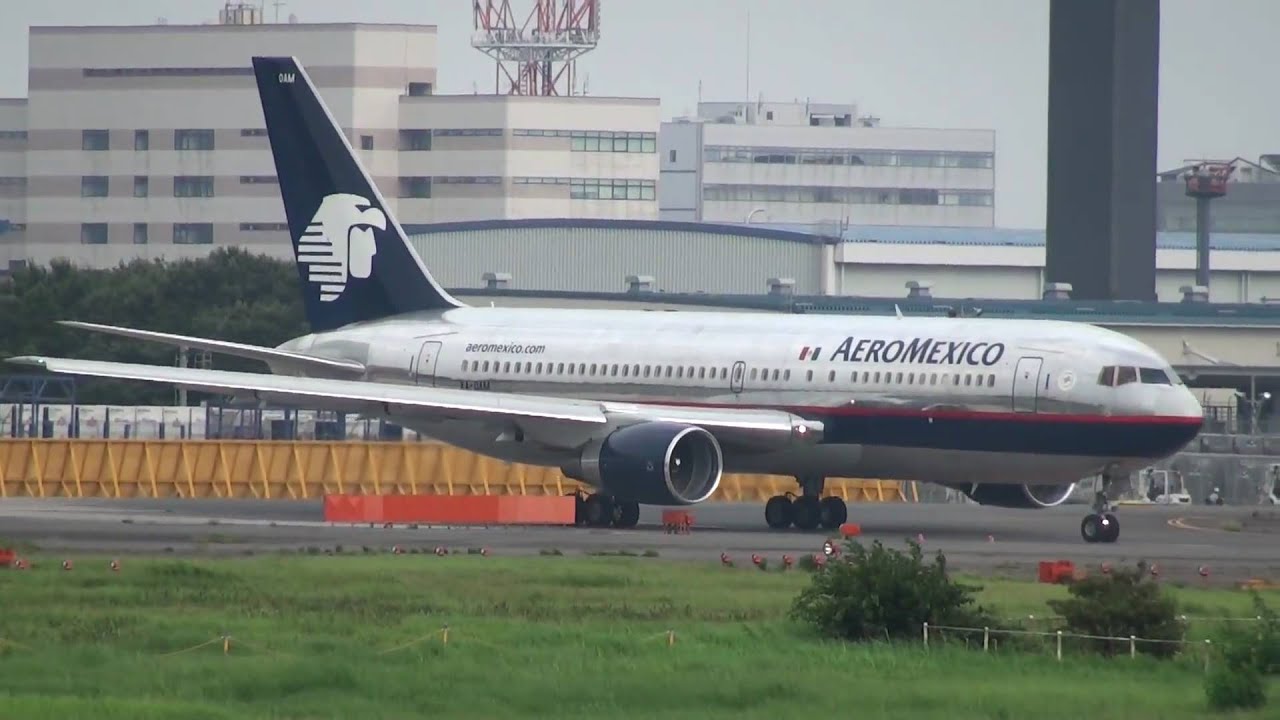 AeroMexico Boeing 767-200ER XA-OAM - Narita International Airport ...