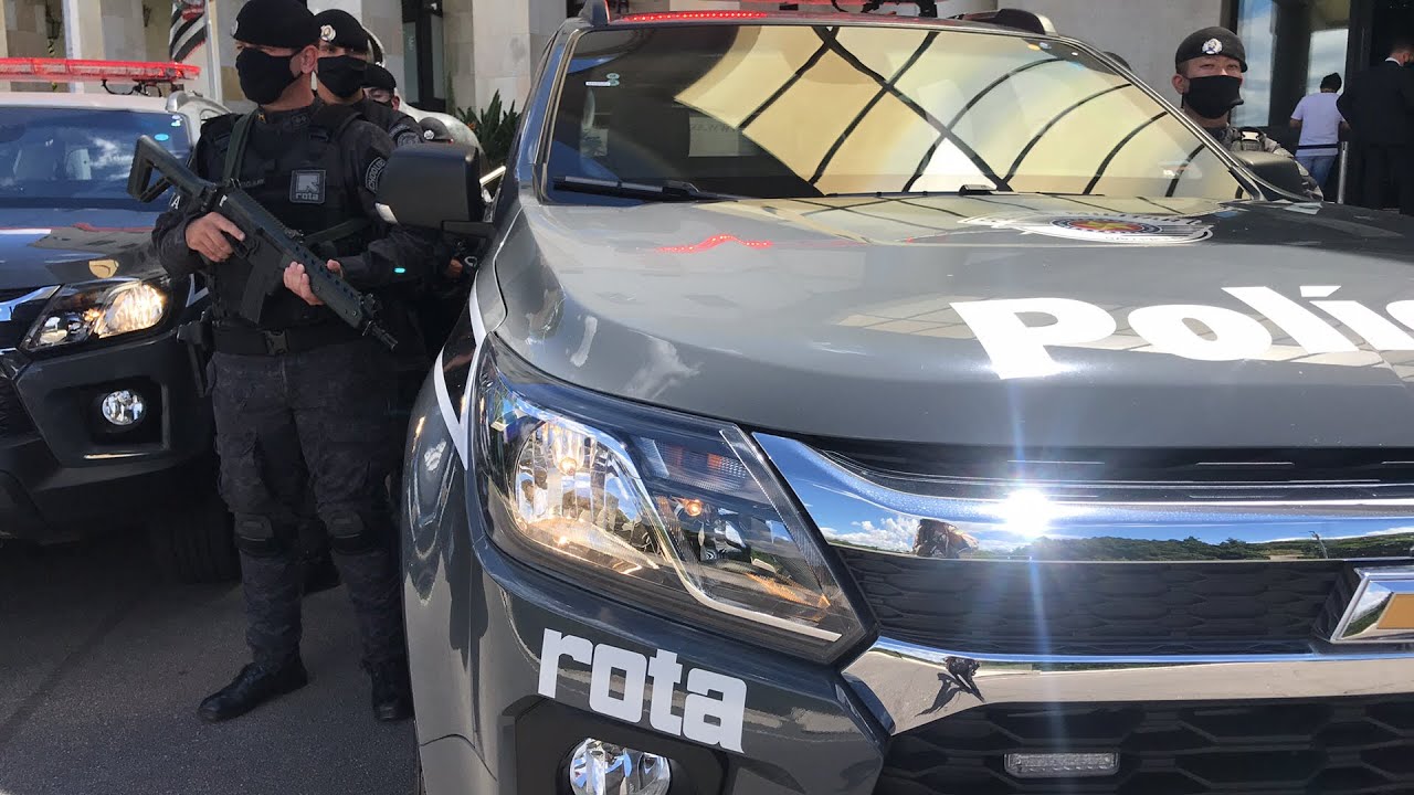 ROTA: Viaturas Blindadas para Policiamento de Rua - YouTube