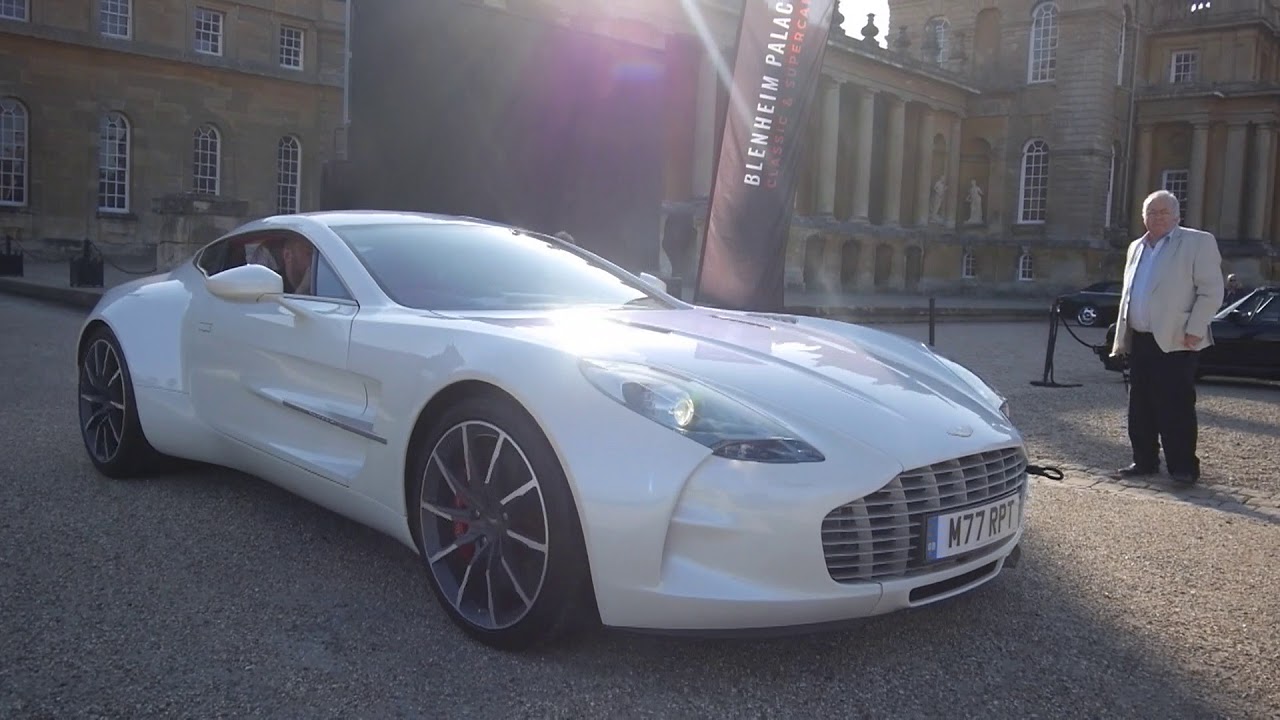 Blenheim Palace Supercars Show 2018 - Cars Arriving and Leaving - YouTube