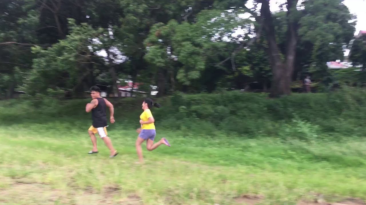 Mata mataya taya paboritong laro ng mga bata at feeling bata hahaha ...