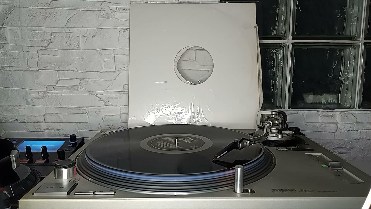 Somewhere Over England - If I Ever Fall In Love "VINYL" - YouTube