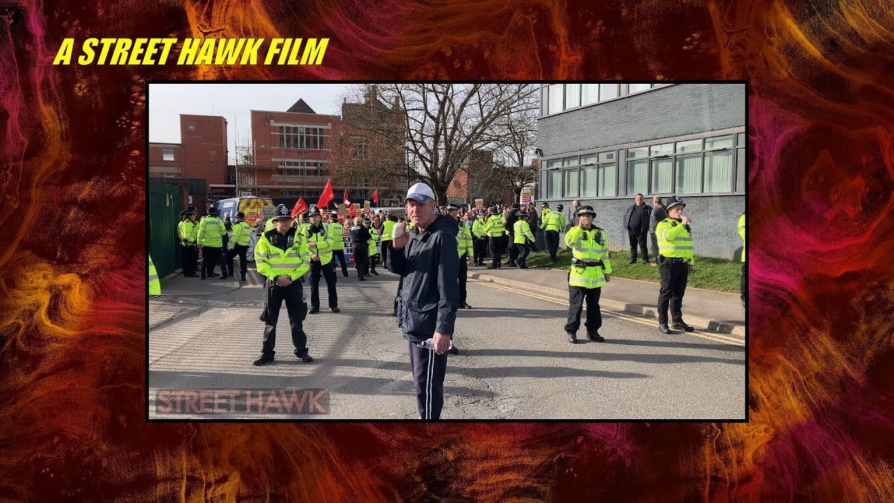 Britain First Protest with ‘Antifa’ protesting against them in Nuneaton ...