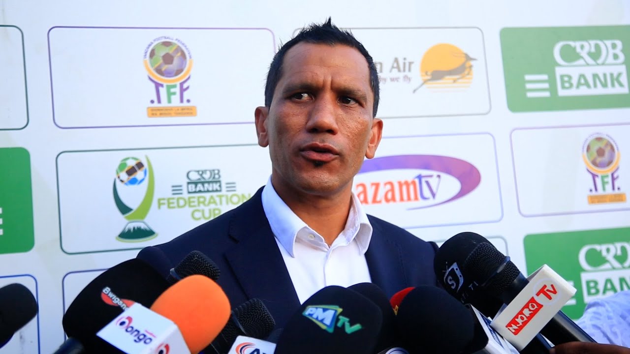 KOCHA WA SIMBA FADLU DAVIDS AFUNGUKA KUHUSU AISHI MANULA / ATAMBA NA ...