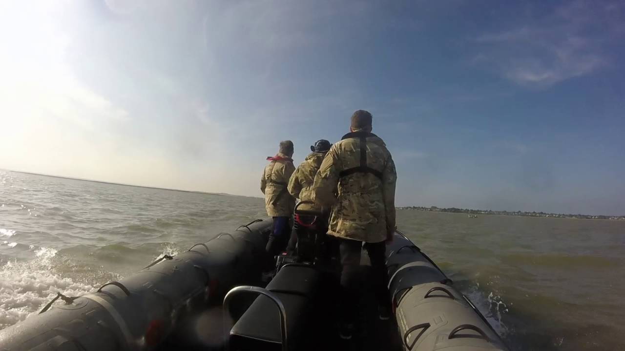SBS HALMATIC ARCTIC 22 PATROL - YouTube