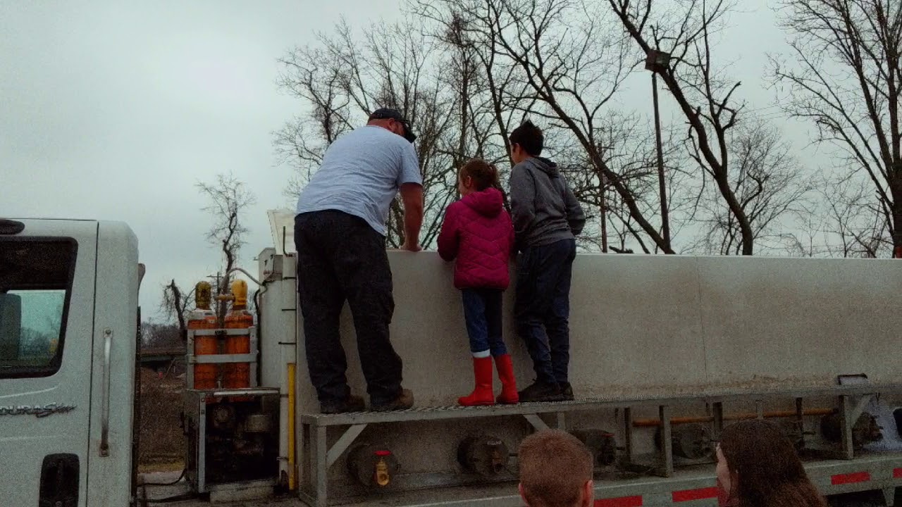 Stocking Trout in the Delaware Canal, Bucks County, PA - YouTube