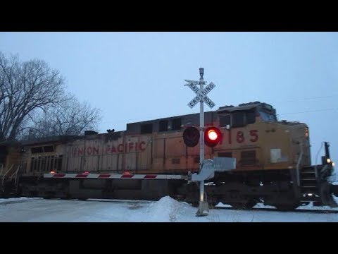UP 7185 North MDMIT Filmed At North Kasper Siding (12-12-2018) - YouTube