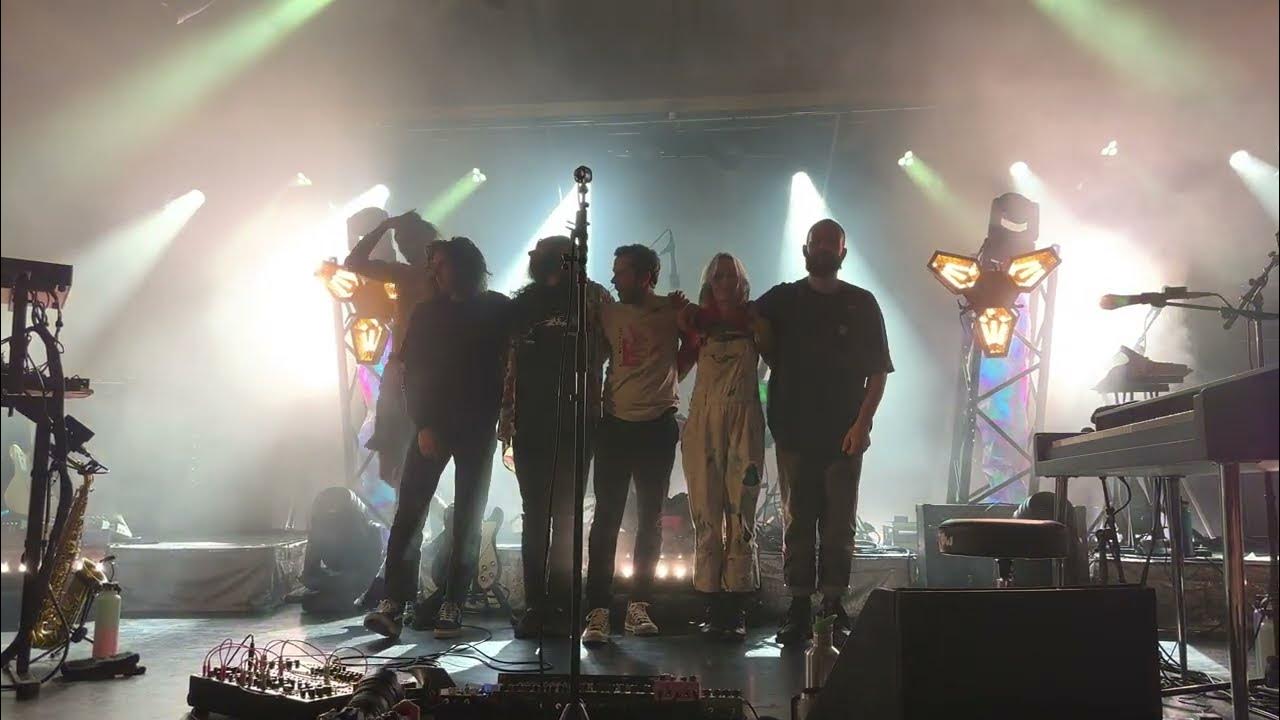 M83 - Outro (Live in Seattle | Fantasy Tour 2023) - YouTube