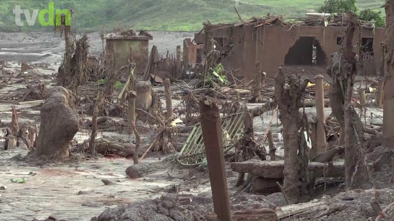Afetados pelo desastre de Mariana ainda esperam reconstrução - YouTube