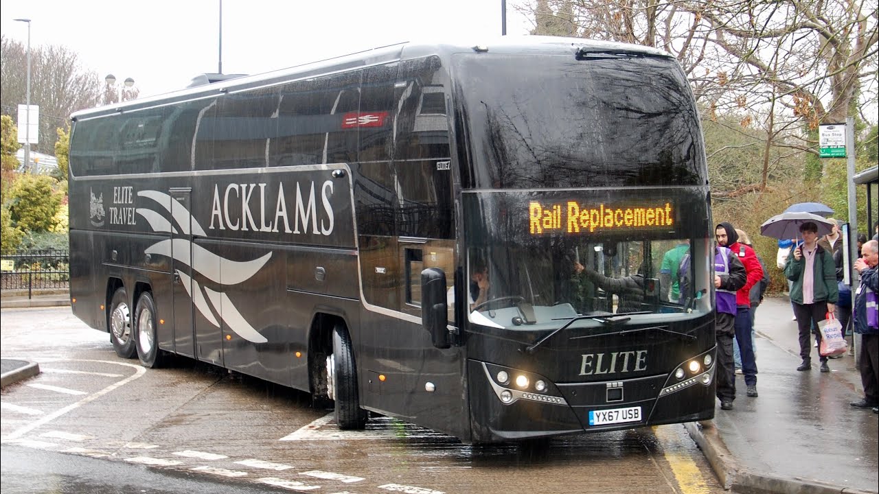 Hull City FC Coach: Acklams Coaches YX67USB Volvo B11RT/Plaxton Elite ...