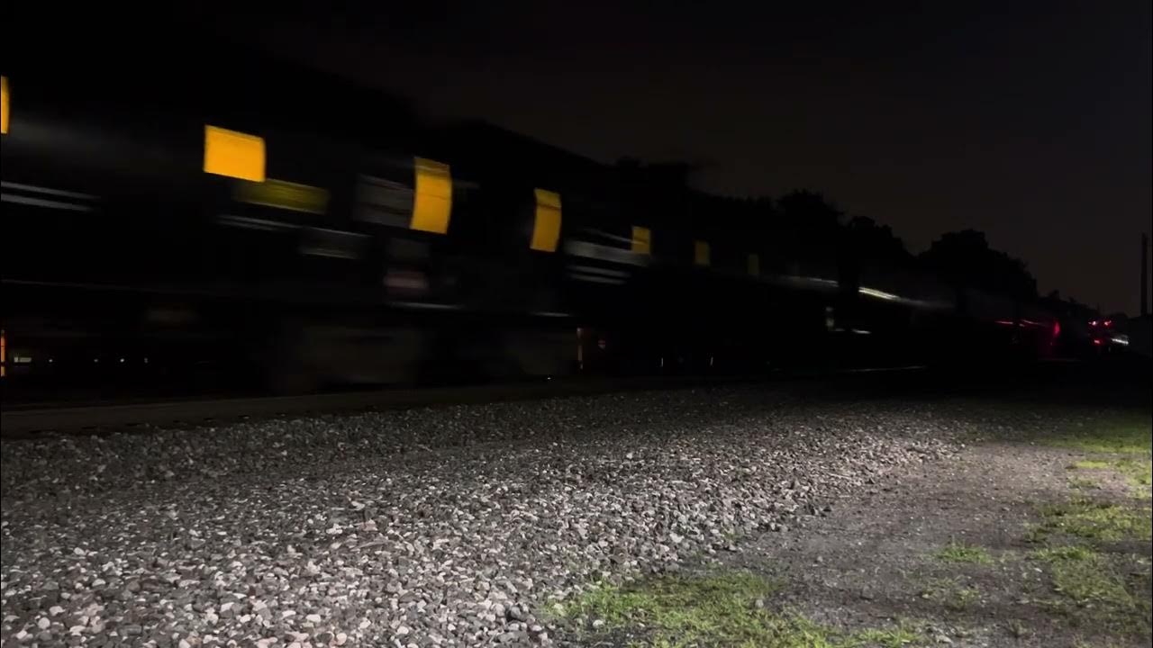 Westbound NS train rolling though Olmsted Falls Ohio - YouTube