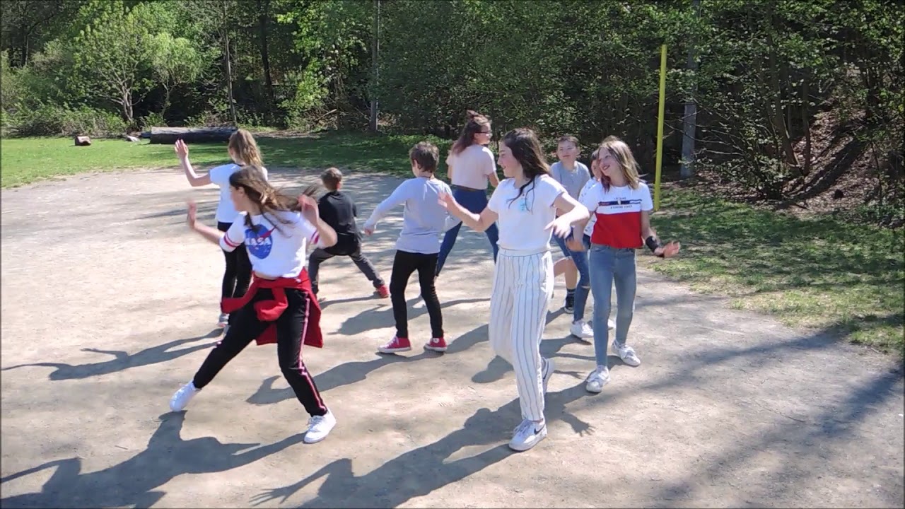 The Solar System Dance by Czech group - YouTube