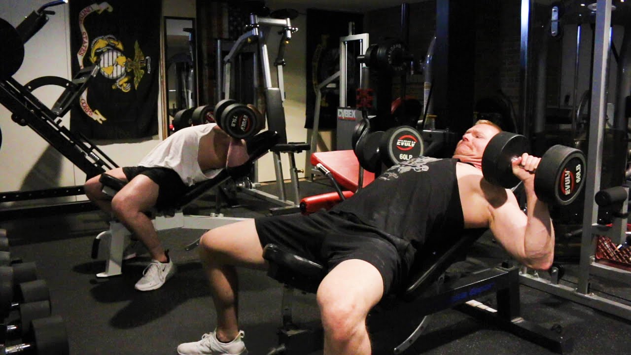 TRAINING A HARDCORE CHEST WORKOUT - YouTube