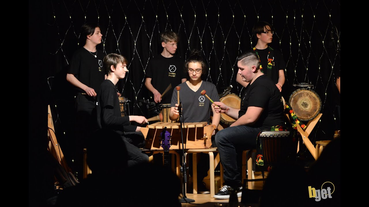 Magic Drums Percussion Show - YouTube