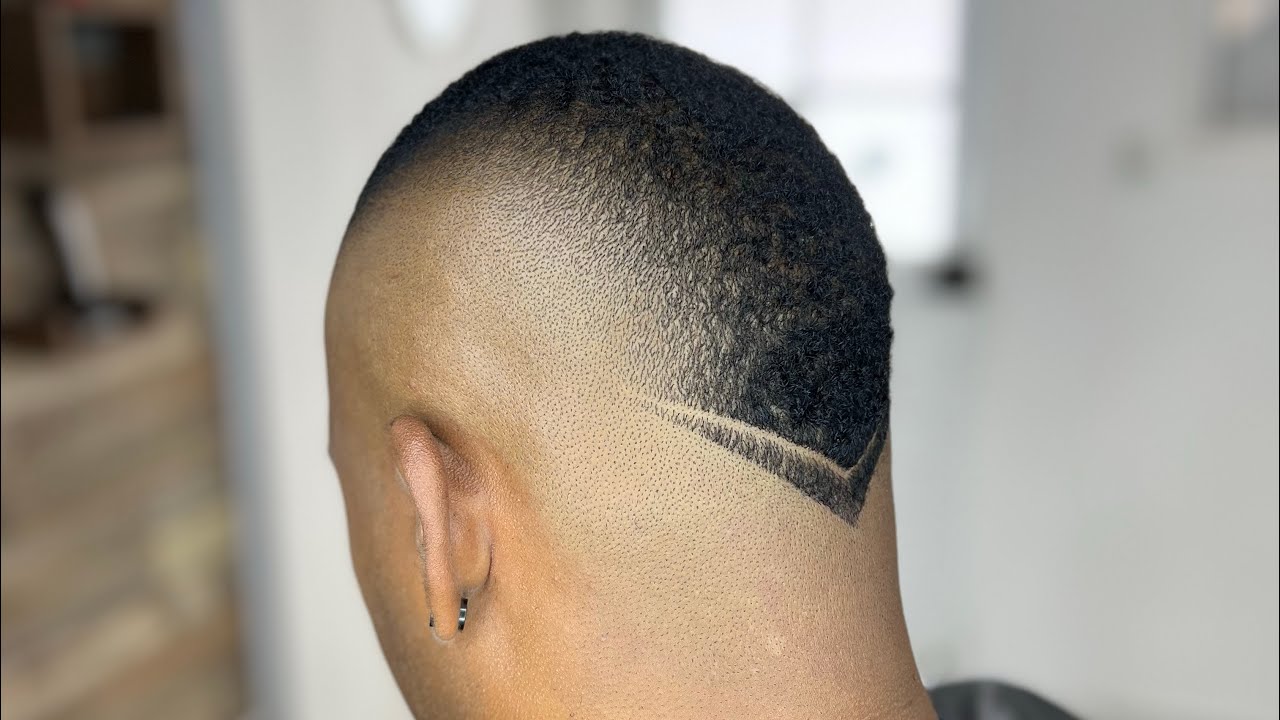 [Tutorila] Cómo hacer un MOHICANO ALTO PASO A PASO CRAZY BARBER - YouTube