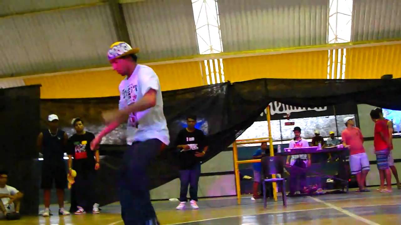 House Dancer Pikolé 2010/2011 BRAZIL - YouTube