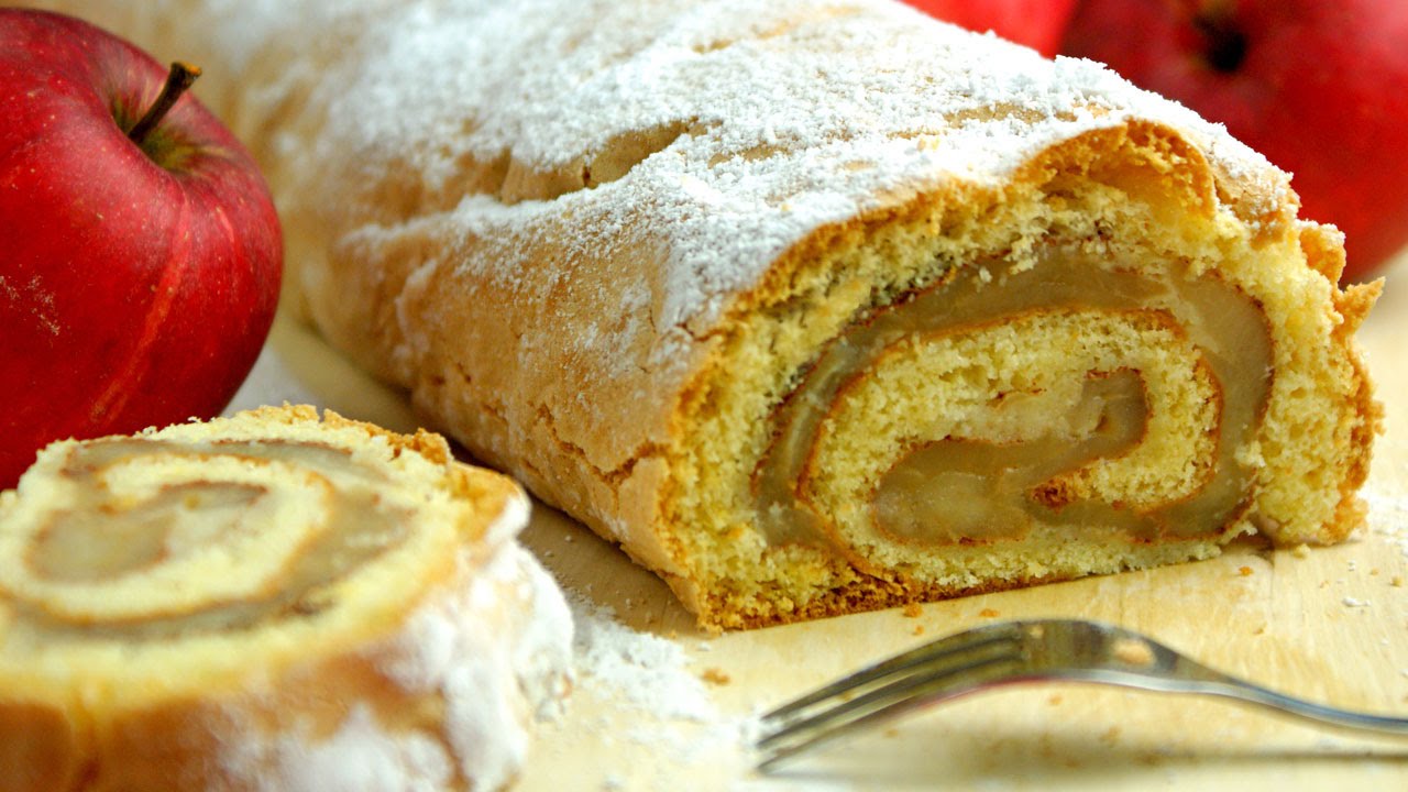 Rolada z jablkami - FoodPhoto.PL