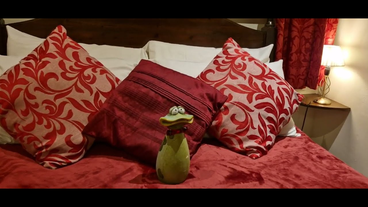 Mermaid Inn Rye. The frog goes to The most haunted Inn in England ...