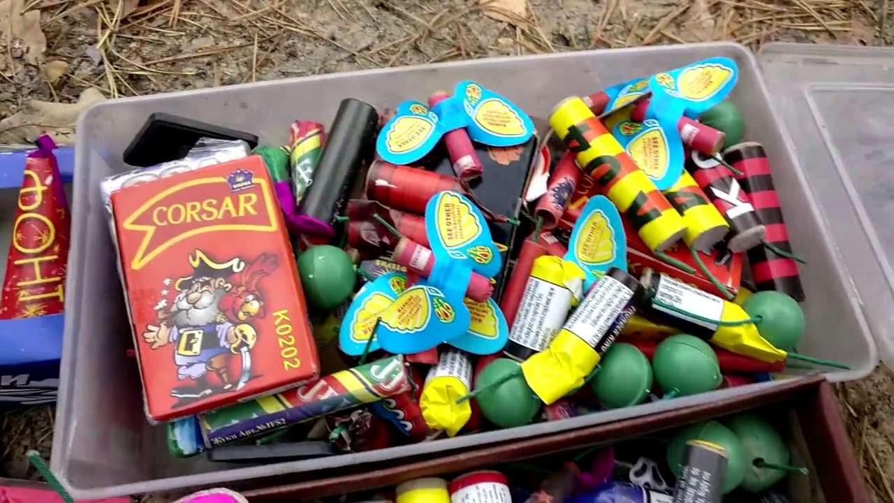 EXPERIMENT: BIG FIRECRACKER UNDERGROUND🔥 - YouTube