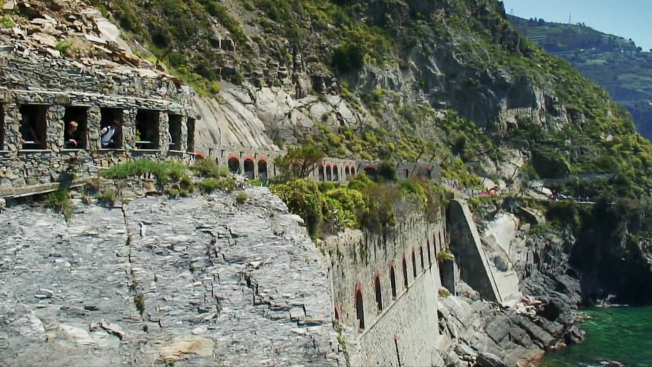 Cinque Terre Lovers Walk, Italy - YouTube
