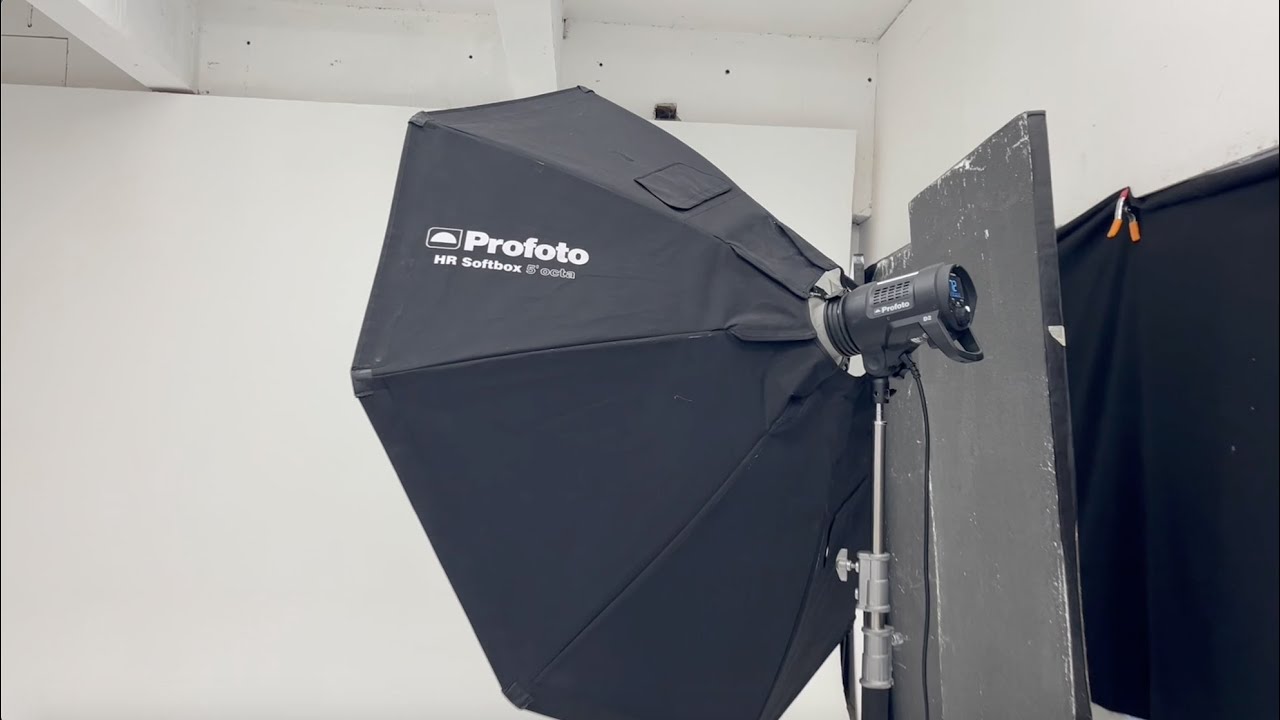 Profoto 5 ft Octa Soft Box and D2 500 Flash - YouTube