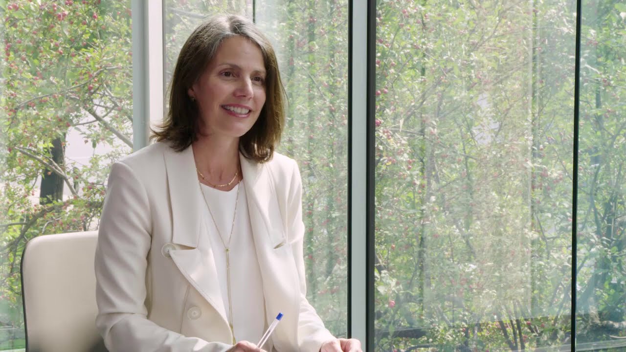 Extrait 2 - Famille Bellon (125e anniversaire) - YouTube