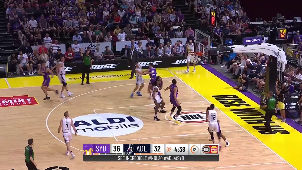 Daniel Johnson Posts 15 points & 11 rebounds vs. Sydney Kings - YouTube