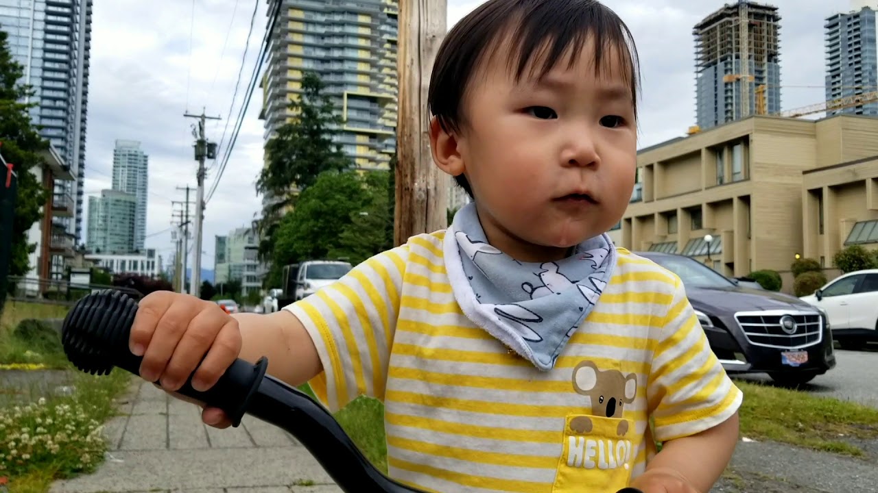 Playing With My 2 Year Old Boy YouTube playing-with-my-2-year-old-boy-youtube