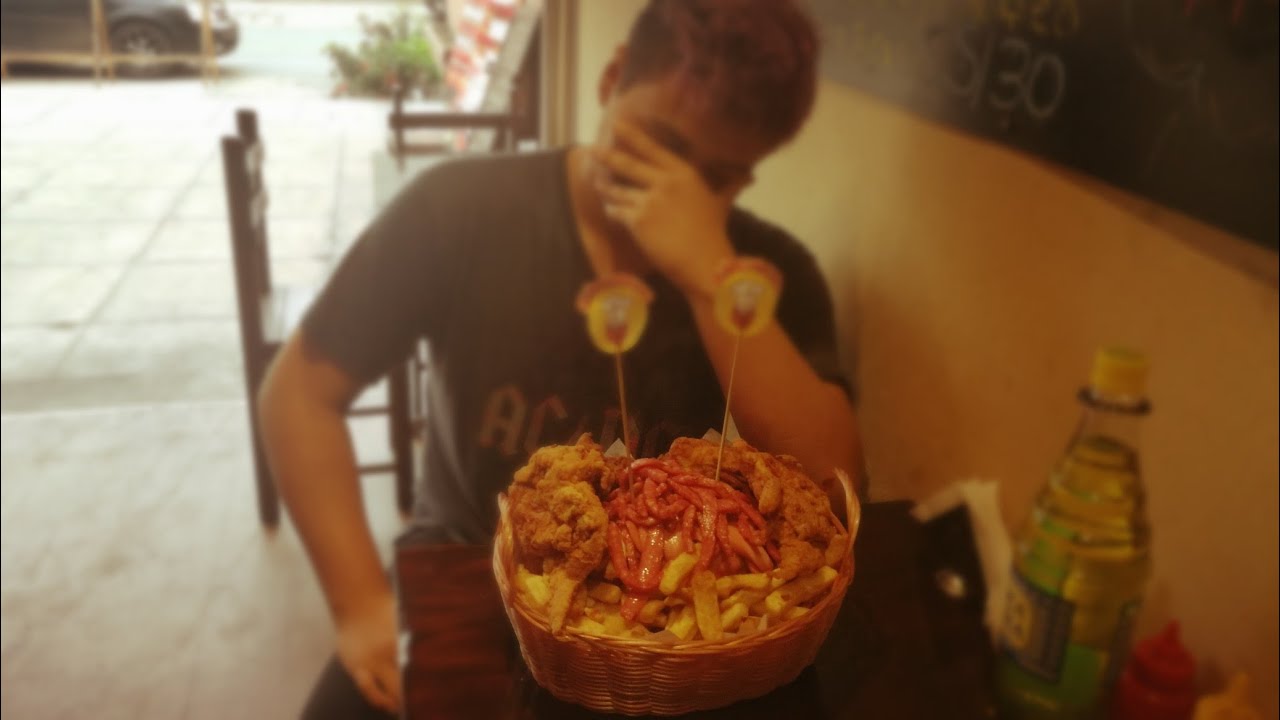 LA SALCHIPAPA GIGANTE (Casi 3kg)| Reto de comida #2 - YouTube