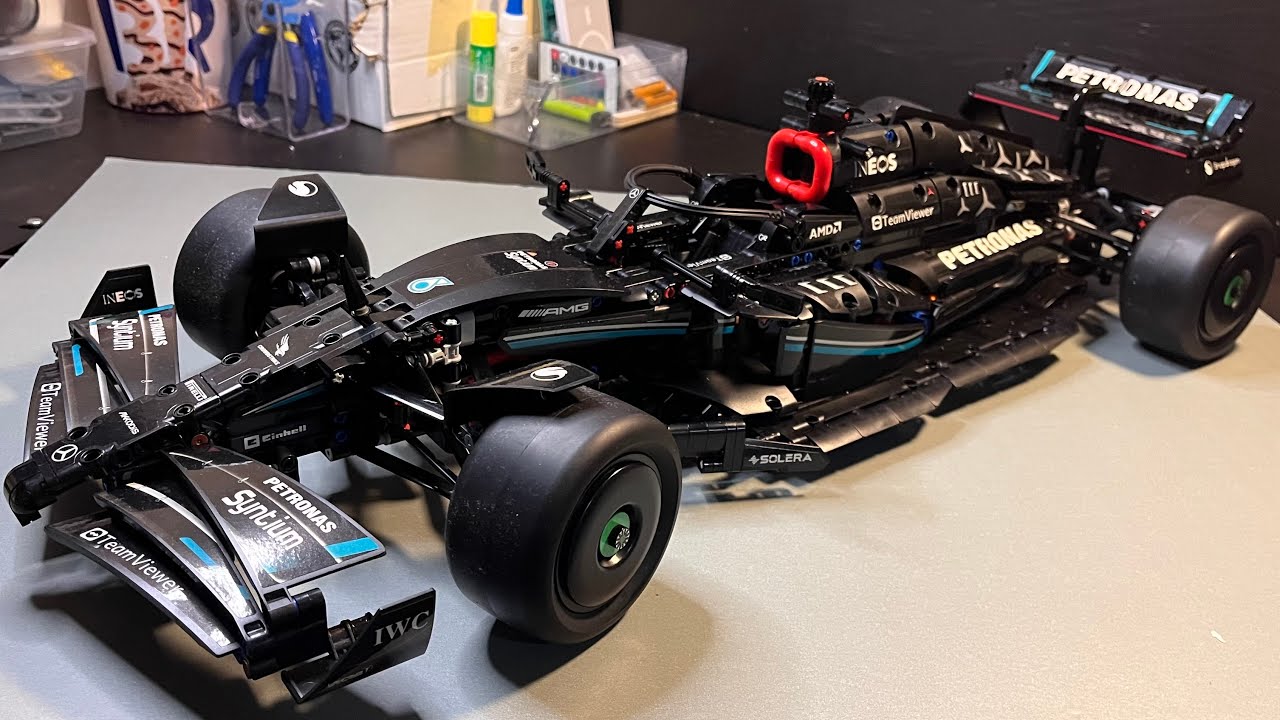 Technic Brick 1642 pcs Formula 1 Mercedes AMG F1 W14 E Performance ...