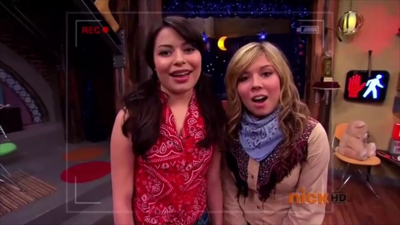 One second of every episode of iCarly - YouTube