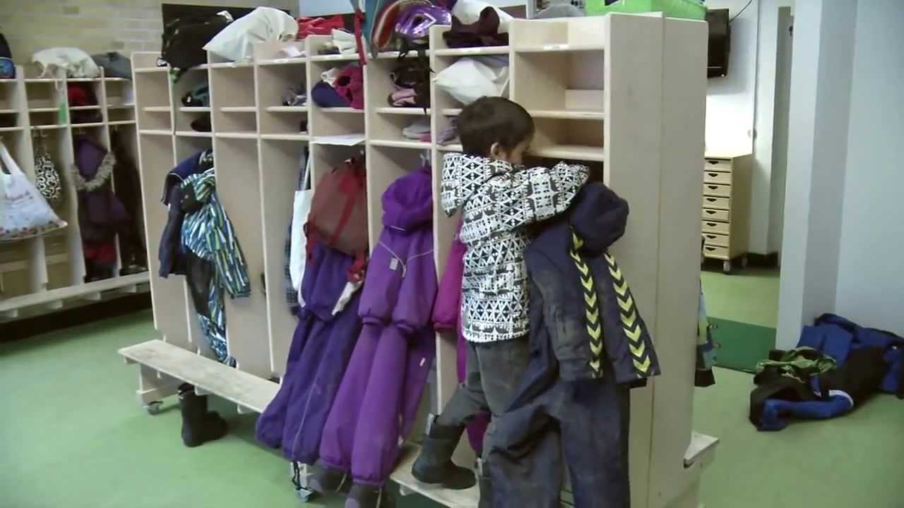 Så lad dog barnet gøre det selv - YouTube