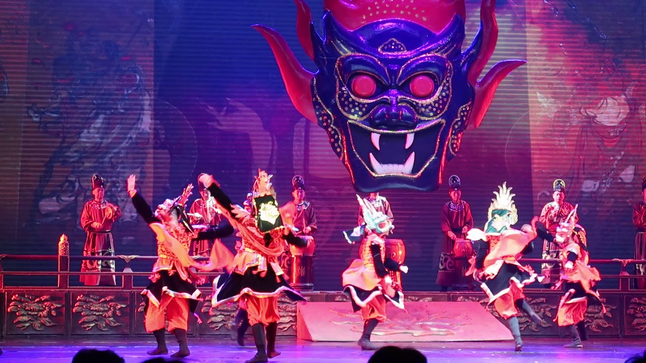 Chinese opera mask dance - YouTube