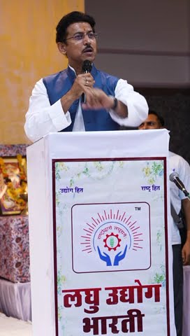 Col Rajyavardhan Rathore in Pali, Rajasthan. देश की जनता देश के विकास ...