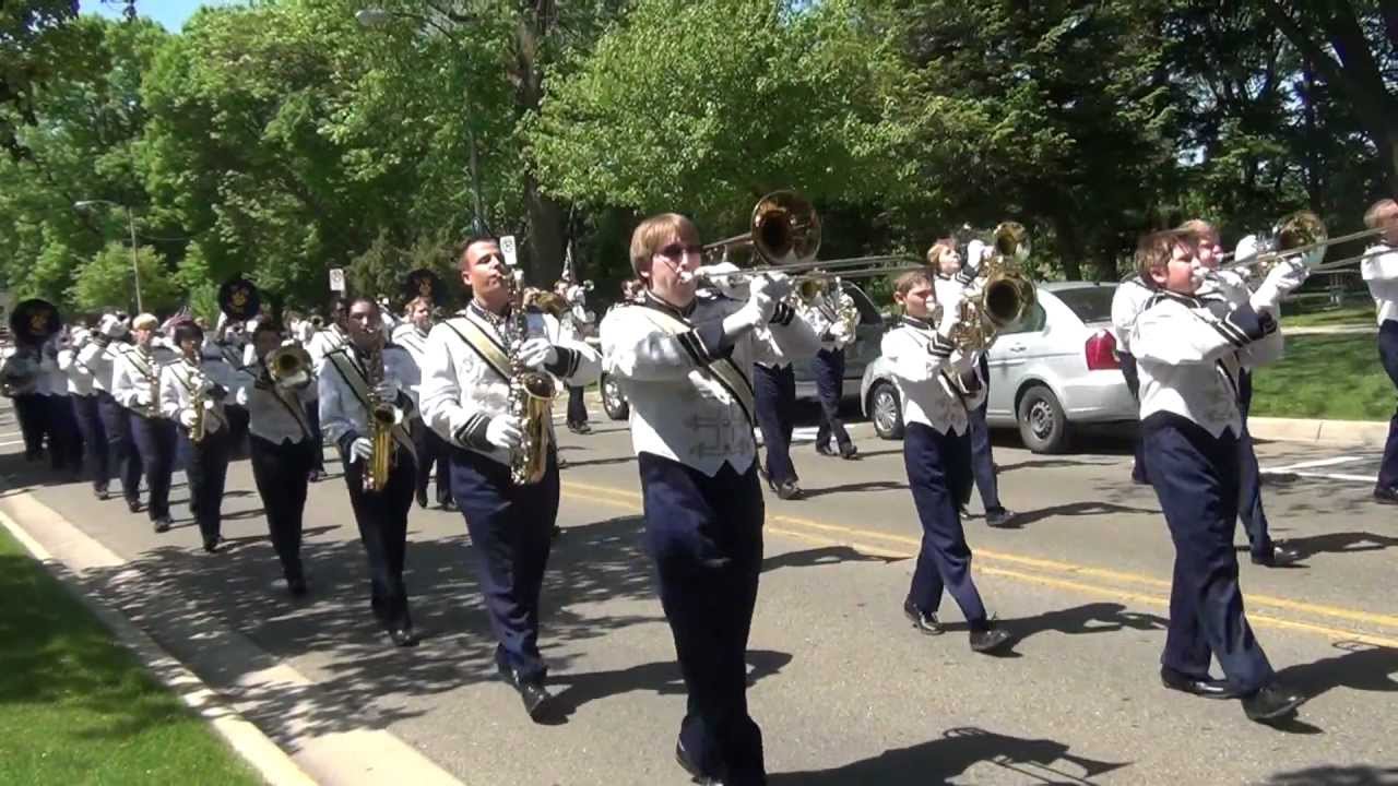 Marching Bears - YouTube