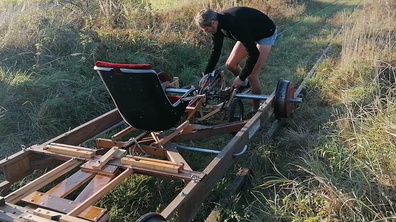 Jan Psota z Bełsznicy sam skonstruował drezynę - YouTube