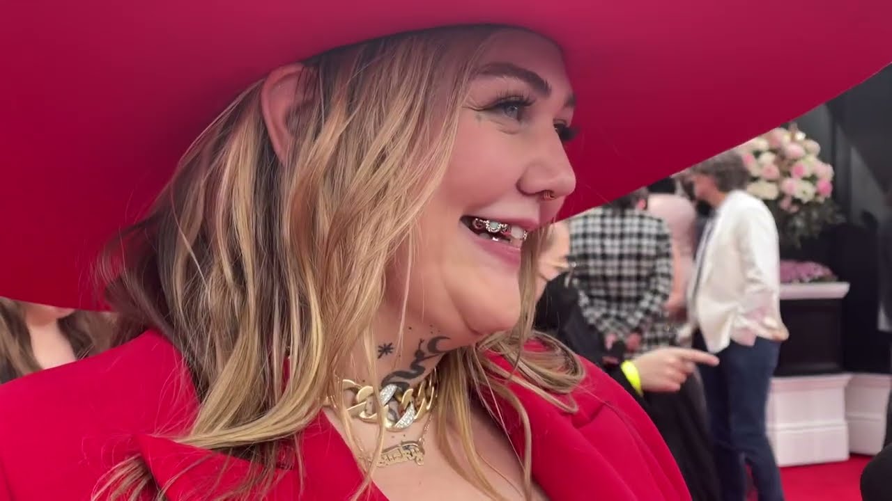 Elle King interview at 64th Grammys - YouTube