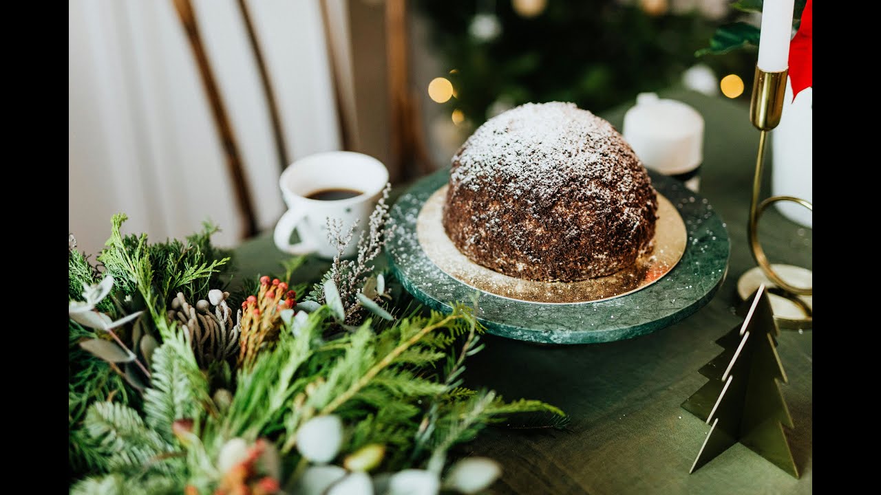 The Rich History of Christmas Pudding - YouTube