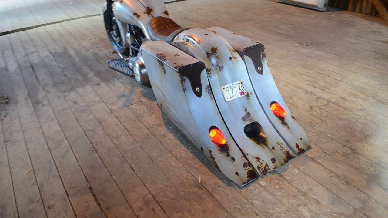 Patina Harley Bagger - YouTube