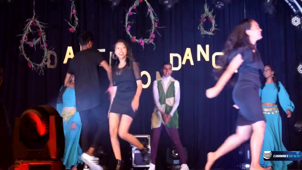 Dance UOM Dance : Les gagnants récompensés - YouTube