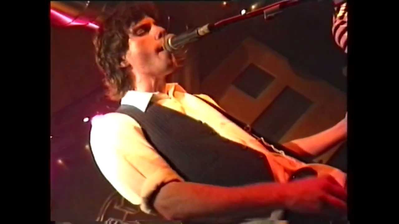 Bonzos - Bonzo Girl - YouTube