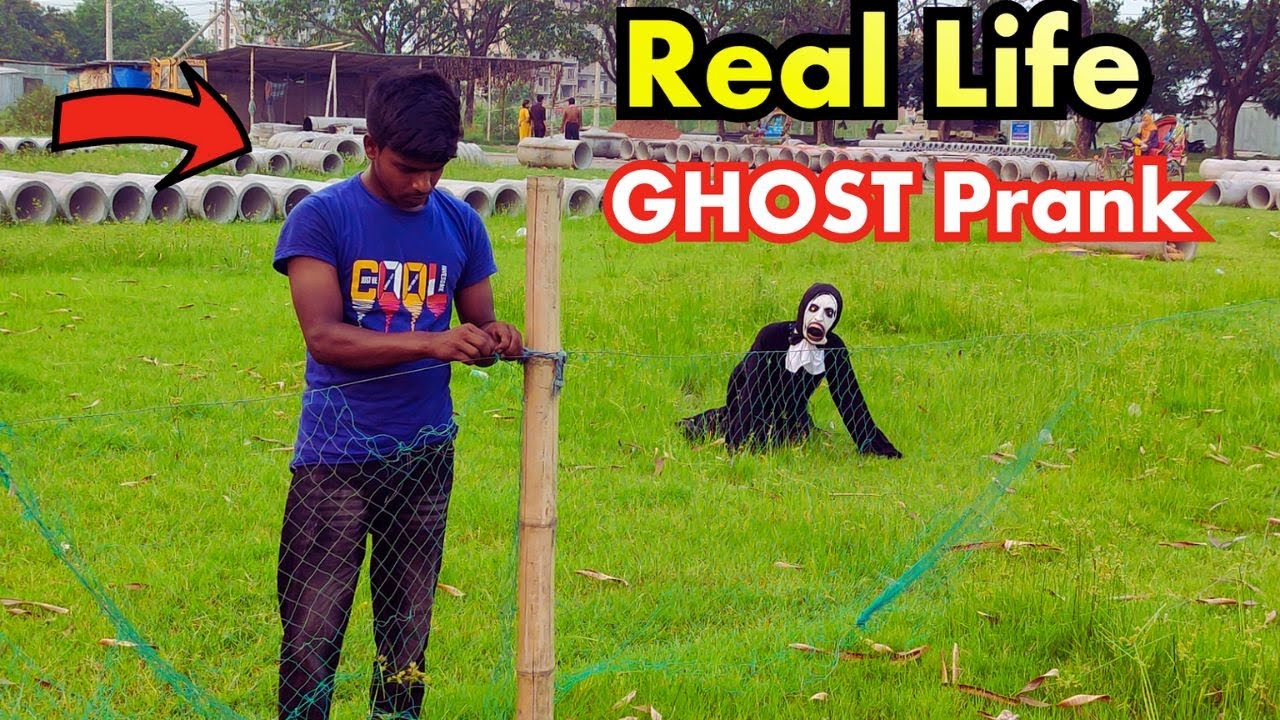GHOST PRANK ON PUBLIC 😅 PART 16 ! - YouTube