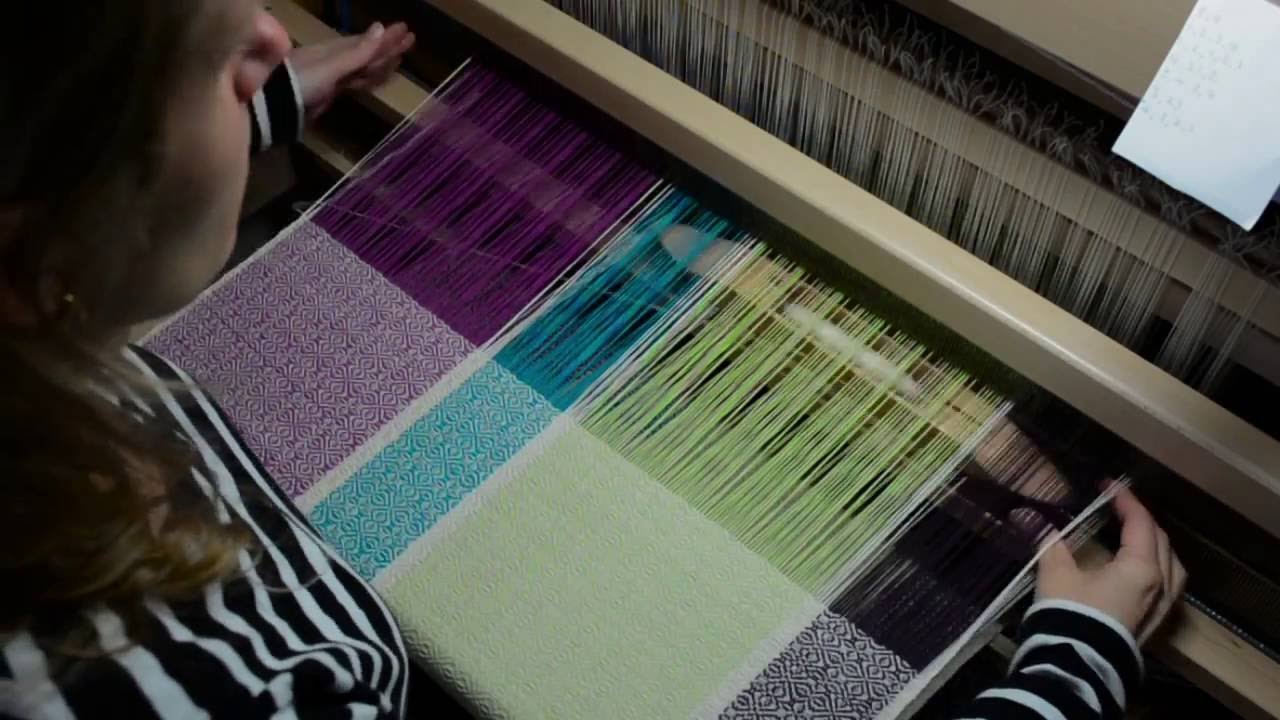 Weaving on my brand new floor loom! - YouTube